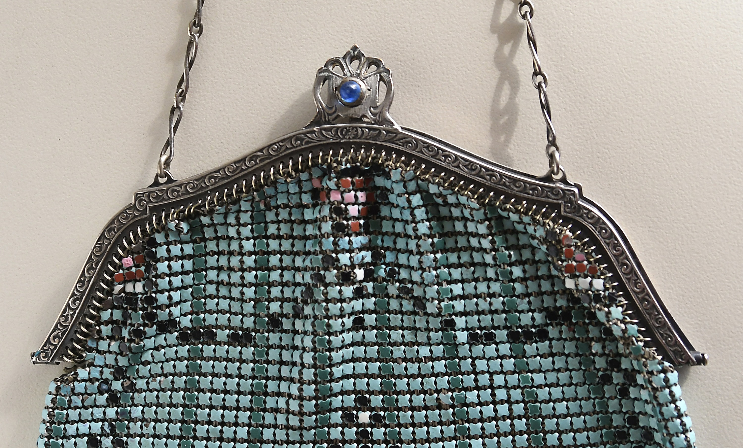 Vintage 1930's Whiting and Davis ELSAH Flapper Mesh Purse, Silverframe ...