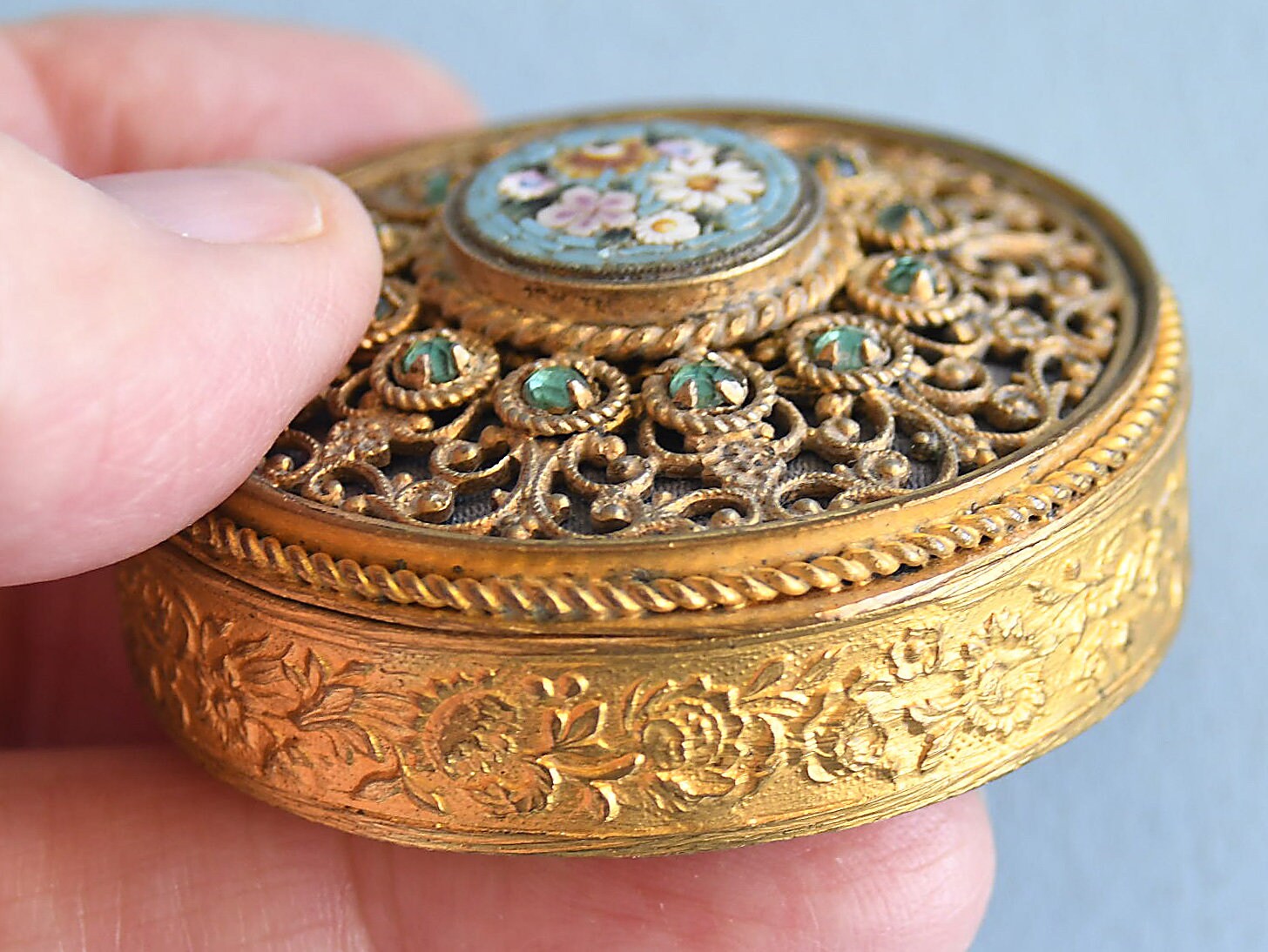 Vintage FRENCH FILIGREE and MILLEFIORI Powder Compact, Green ...