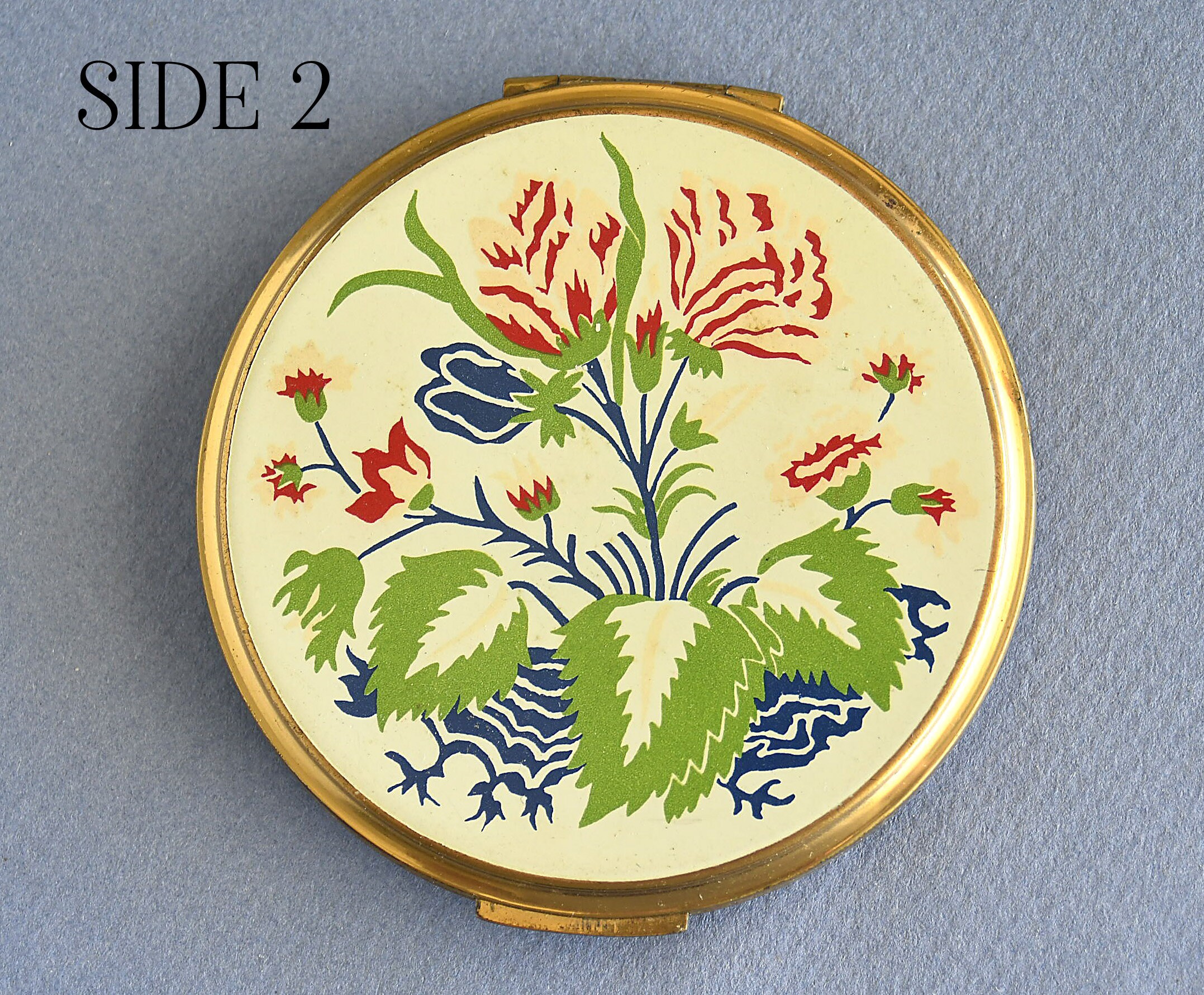 Vintage VOLUPTE Powder Compact With FLOWERS, Flower Design on Front and ...