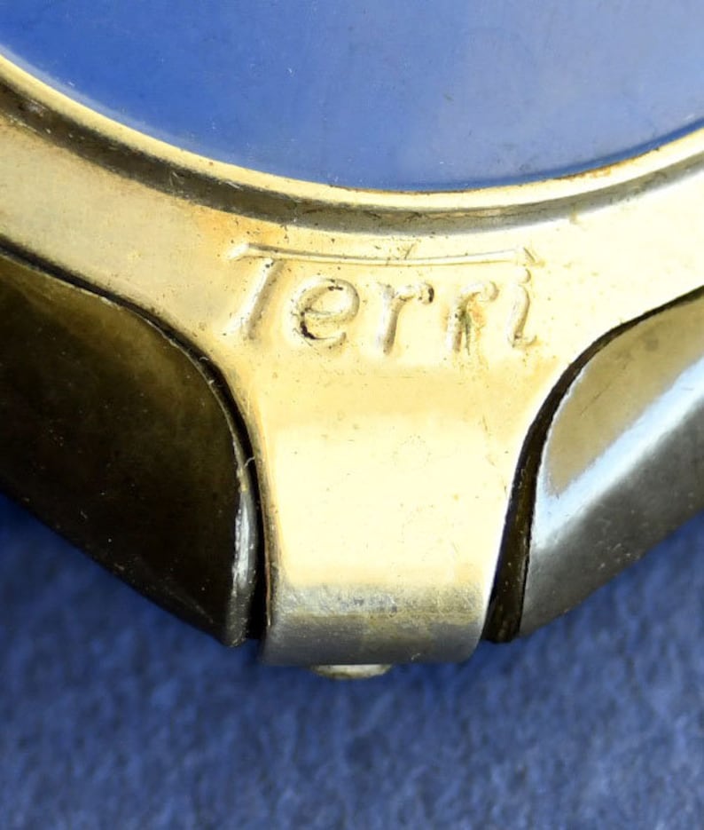 RARE TERRI 1930's Compact, Black and Blue With Silver Dancing Couples ...