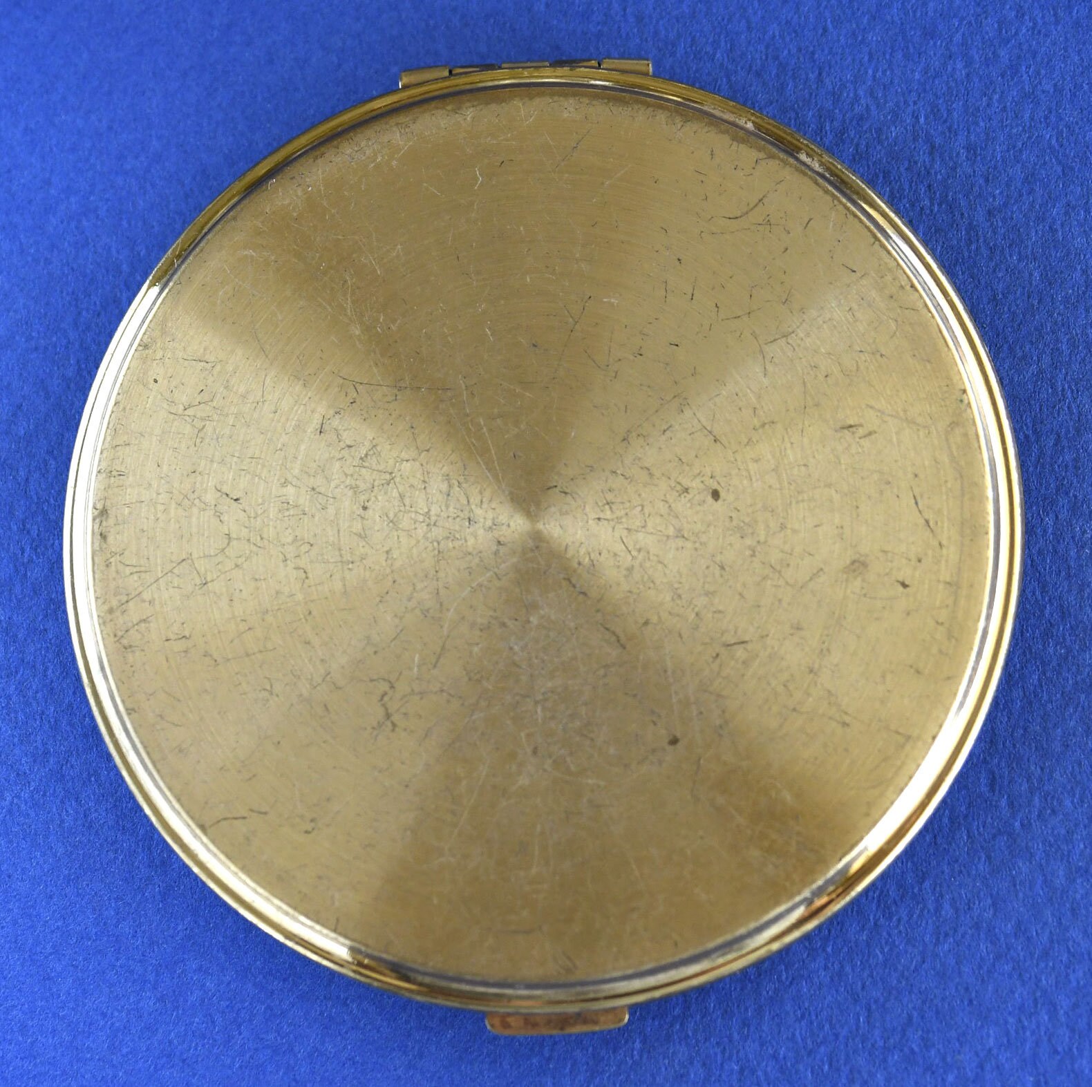 Large DAMASCENE Powder Compact, Japanese Motive, Mt. Fuji on Compact ...