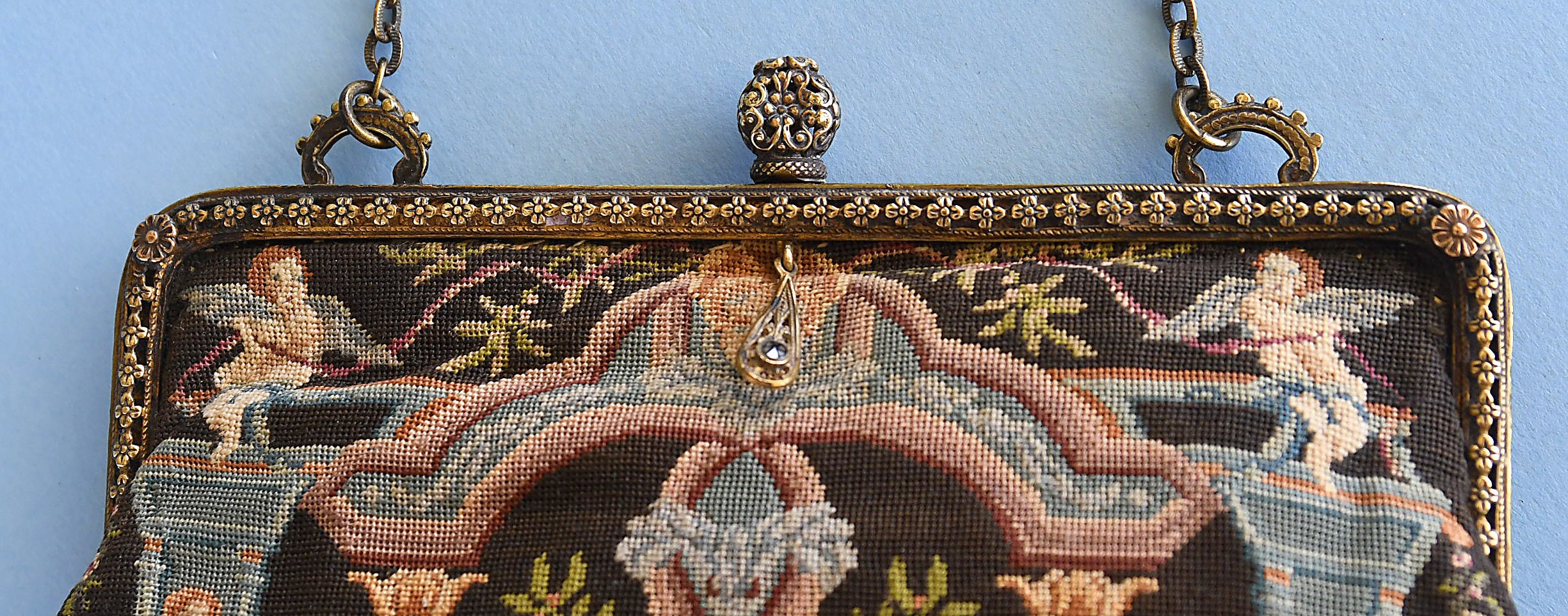 Vintage FIGURAL MICRO Petite Point Purse, Angels and Cherubs, Gold ...