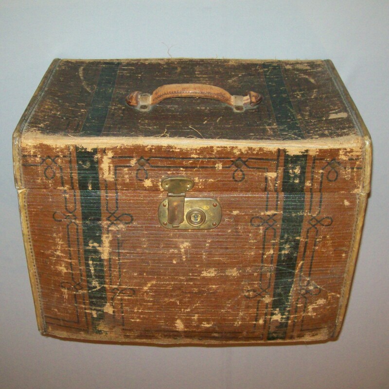 Antique Steamer Trunk - Etsy