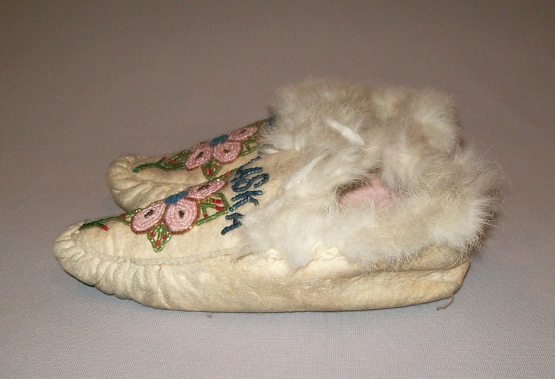 Antique Early 1900's Native American Alaska Beaded Moccasins Eskimo ...