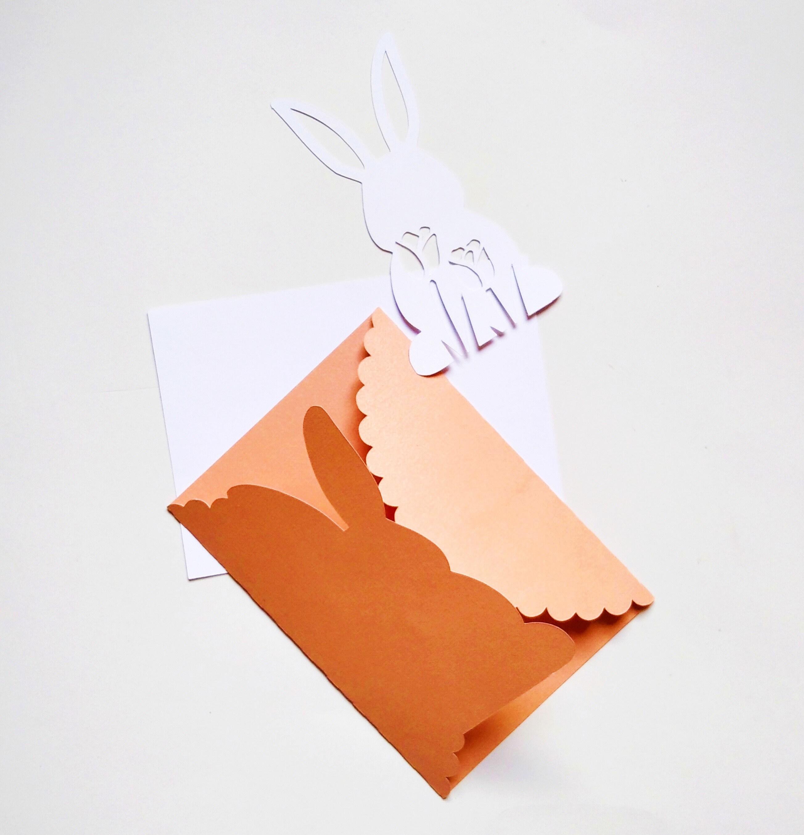 EASTER BUNNY CARD. Svg Templates. Gate-fold Card. Cricut - Etsy