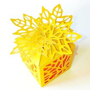 AUTUMN BOX. SVG Templates. Favor Box. Maple Leaf Design. Dxf ...