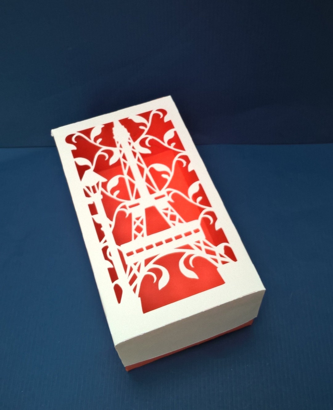 EIFFEL TOWER Box. SVG Templates. Favor Box. Cricut, Silhouettecameo ...