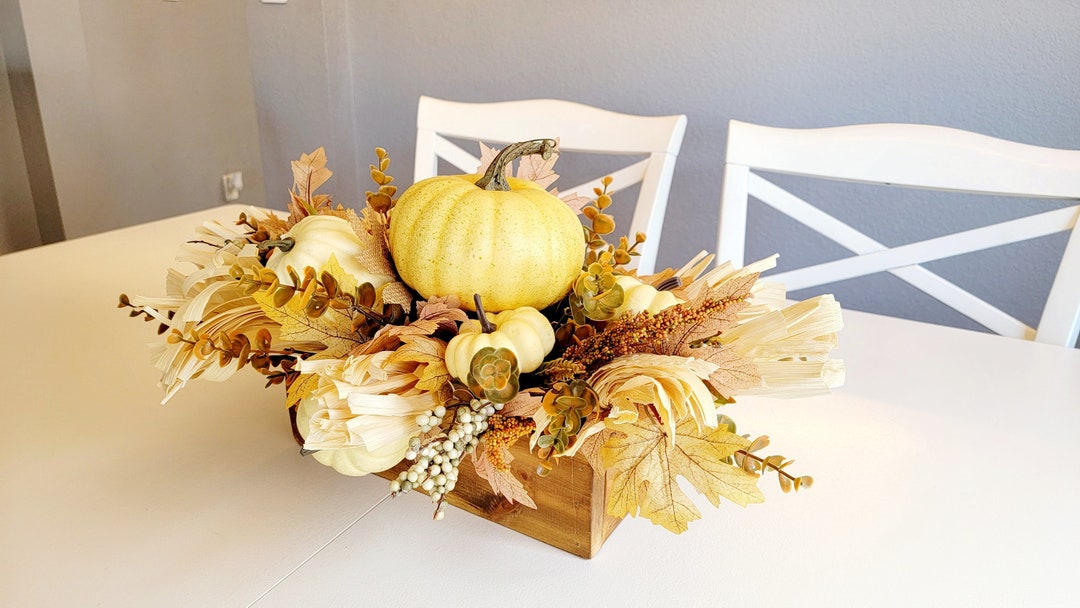 Fall Pumpkin Centerpiece, Thanksgiving Table Decor, Farmhouse Autumn ...