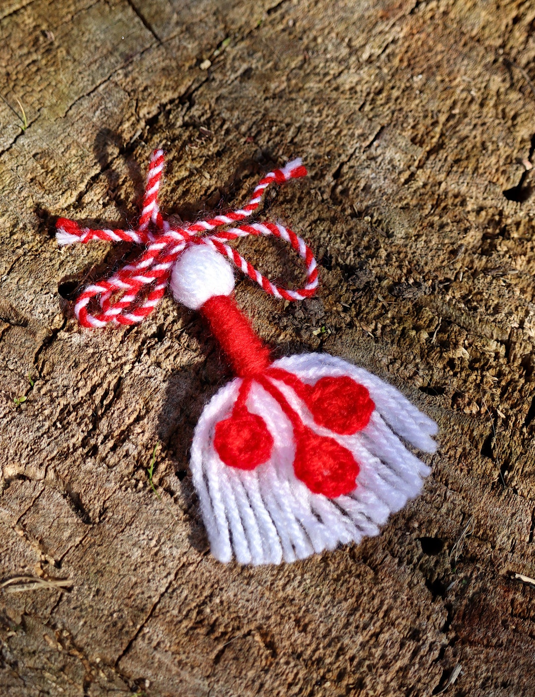Martenitsa, Old Bulgarian Tradition, Brooch, Martisor, Martenitza, Baba ...
