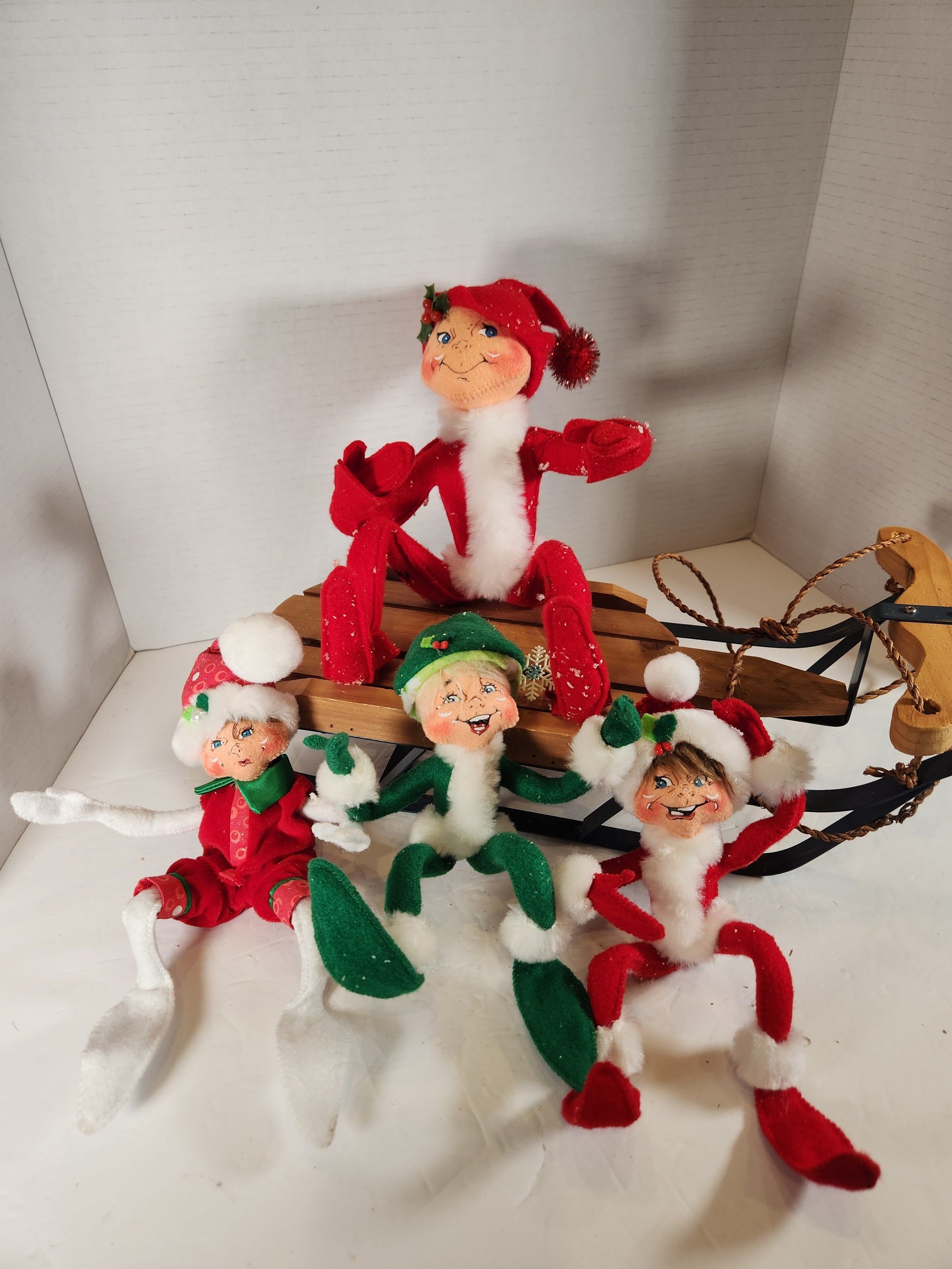 Annalee Christmas Holiday Elves Elf and Christmas Sled - Etsy