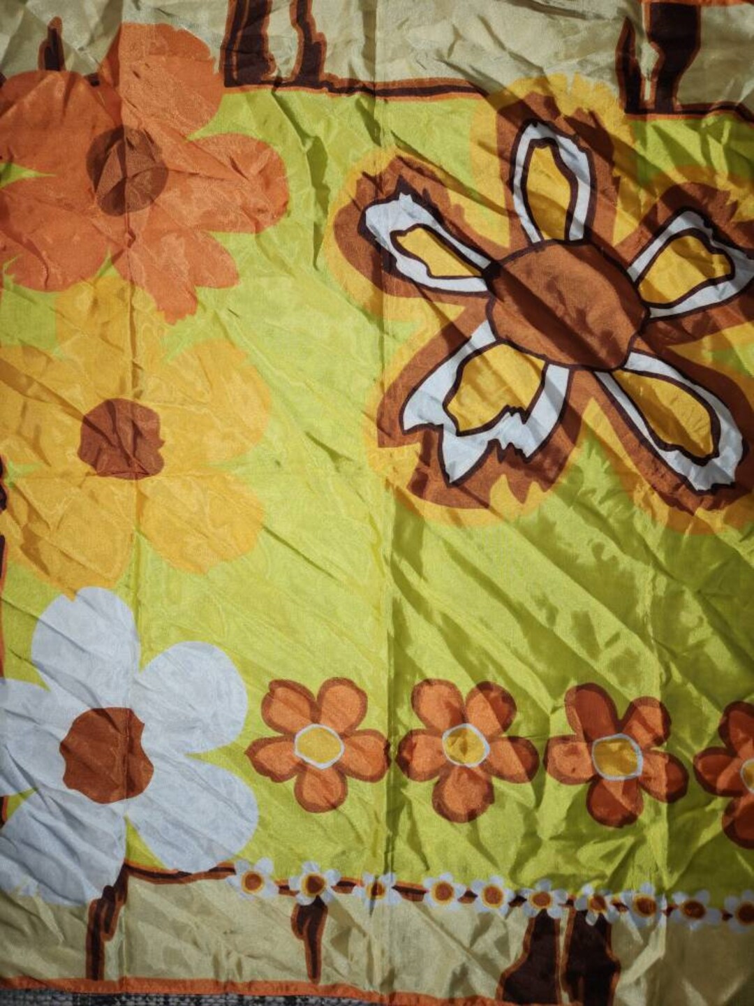 Vintage Beeline MOD Large Flowers Yeelow Brown Orange and Stitched Hem ...