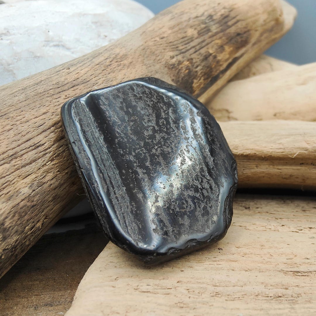 Whitby Jet - Natural Whitby Jet - Rough Whitby Jet - Jet Stone - Jet Palm Stone - Jet Fossil ...