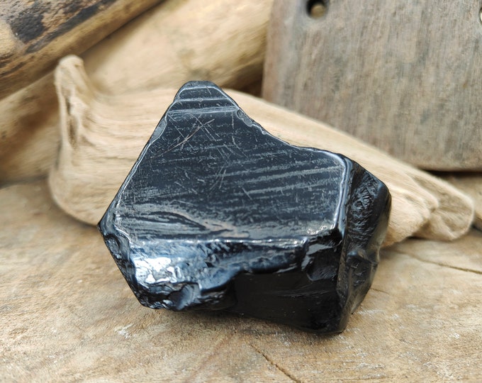 Whitby Jet - Raw Whitby Jet - Rough Whitby Jet - Jet Stone - Whitby Jet ...