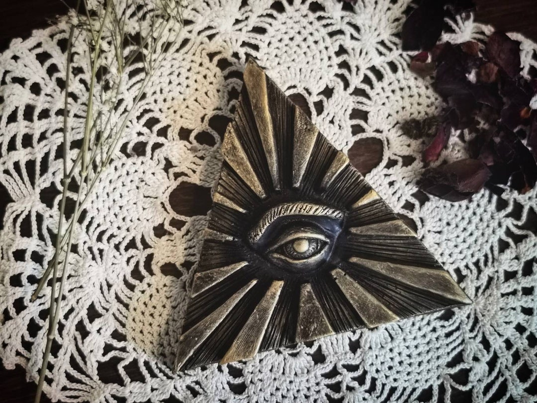 Eye of Horus Gothic Wall Art - Occult Protection Decor - Masonic ...