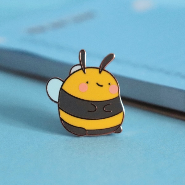 Bee Pin - Etsy