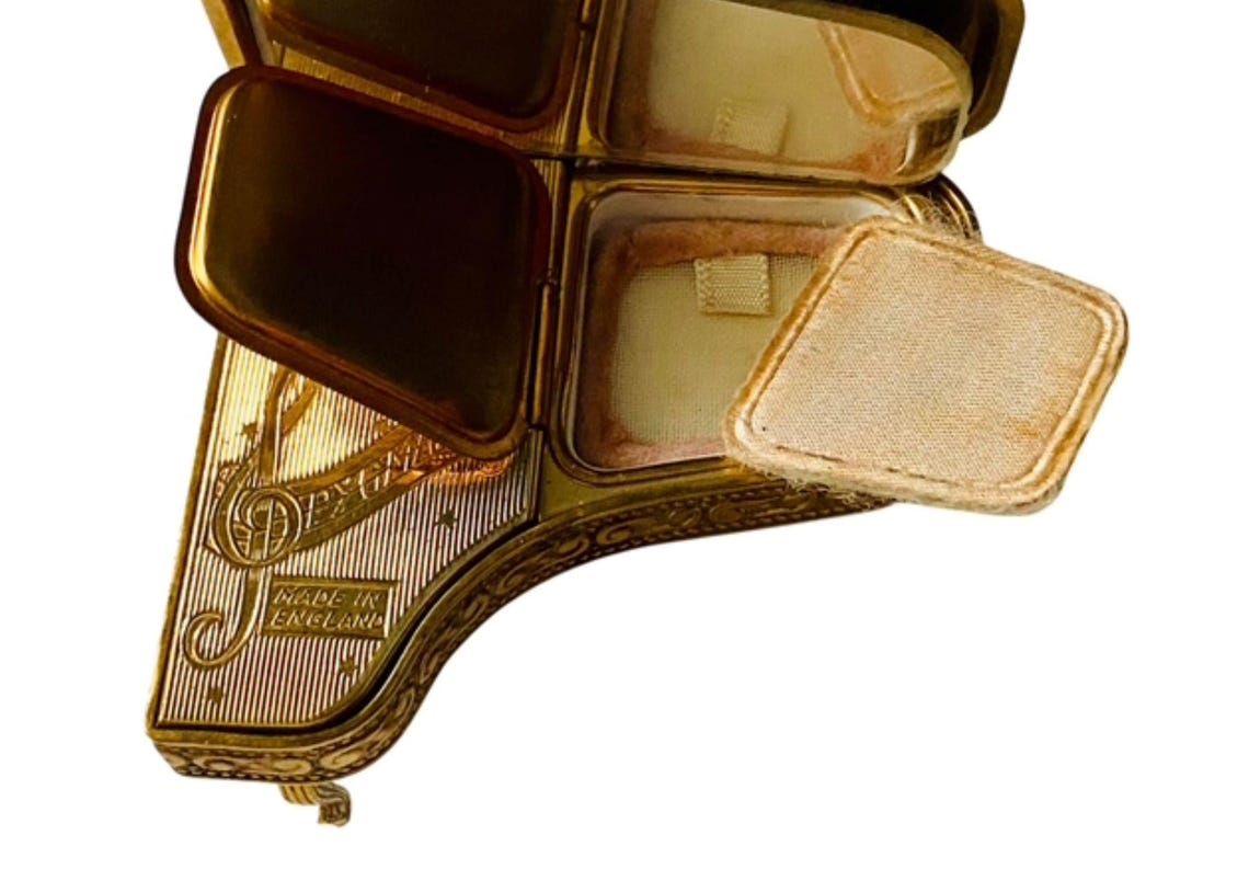 Pygmalion Sonata Grand Piano Form Musical Novelty Powder Compact Circa ...