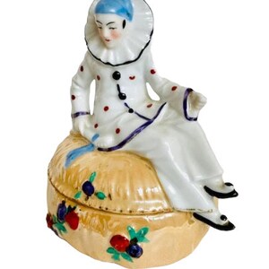 Art Deco Sitzendorf German Porcelain Lustre Glaze Pierrot With Mandolin ...