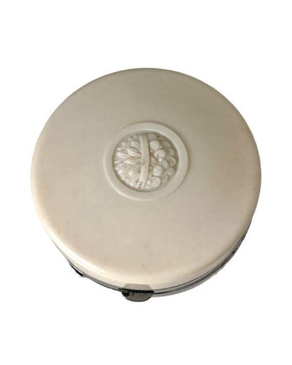 Art Deco Powder Compact Bakelite & Chrome Chic Pak Da… - Gem