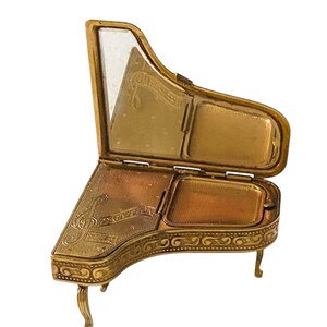 Pygmalion Sonata Grand Piano Form Musical Novelty Powder Compact Circa ...