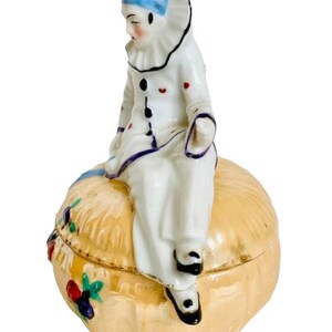 Art Deco Sitzendorf German Porcelain Lustre Glaze Pierrot With Mandolin ...