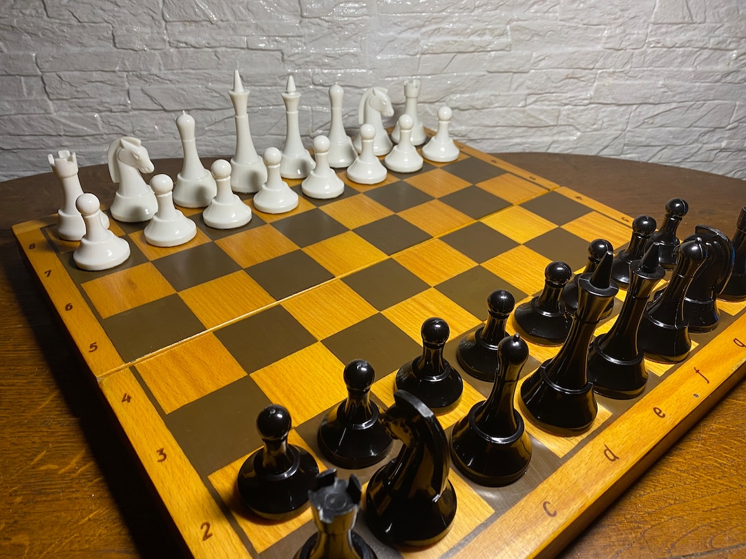 Soviet Chess Set, Plastic Chess, Vintage Chess, Soviet,chess Game USSR ...