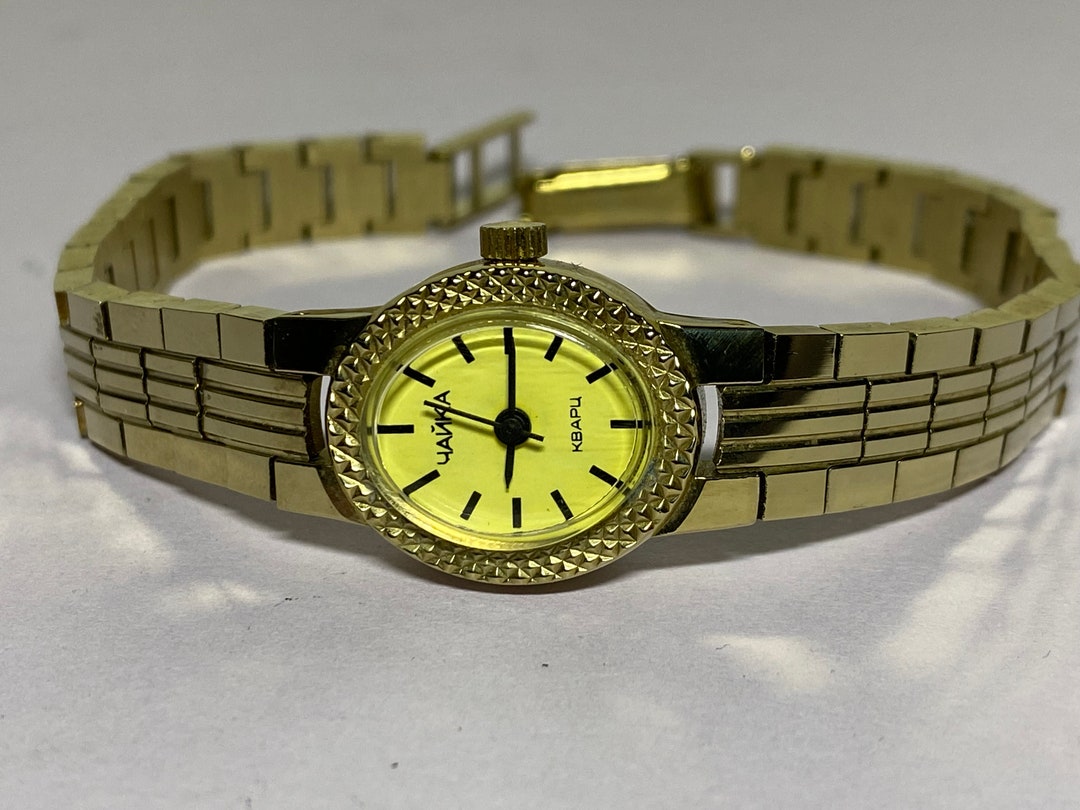 Quartz Cocktail Watch Chaika for Women Seagull, Small Oval Women's ...