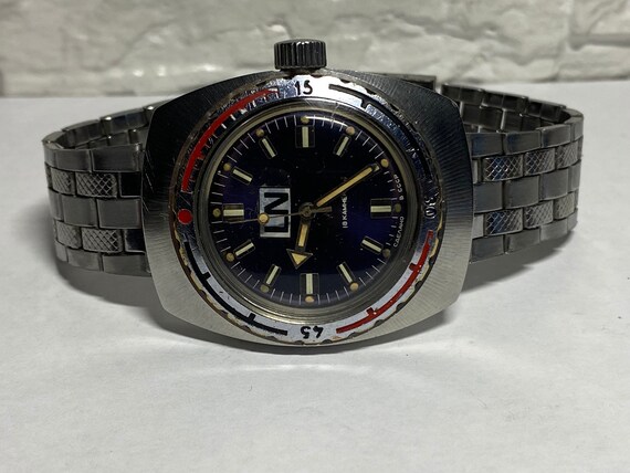 Vostok Komandirskie Amphibia Russian Mechanical Wat… - Gem