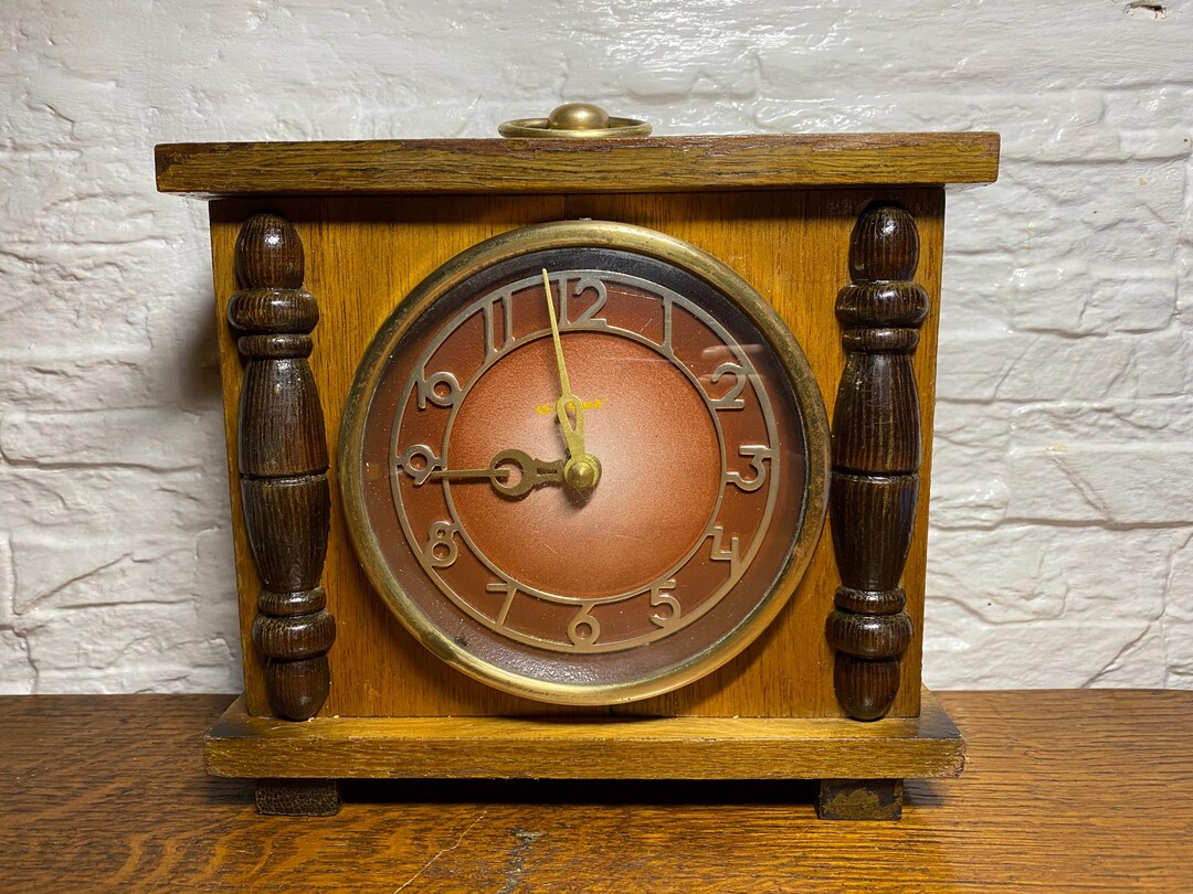 Vintage Soviet Russian USSR MAJAK MAYAK Mantel Clock 70's Mechanical ...