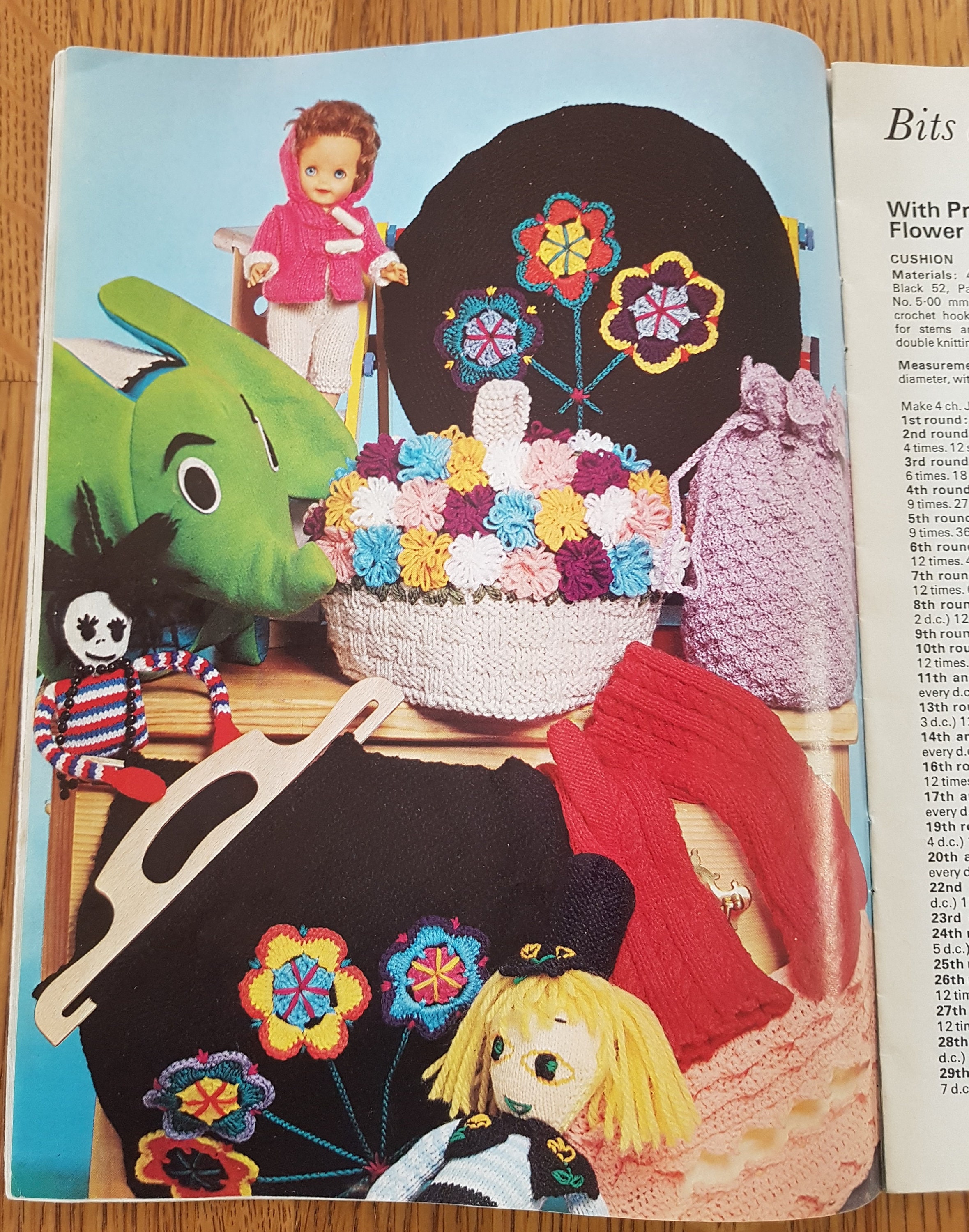 Paton's Beehive Bazaar Book No.178 50 Gifts to Knit and - Etsy