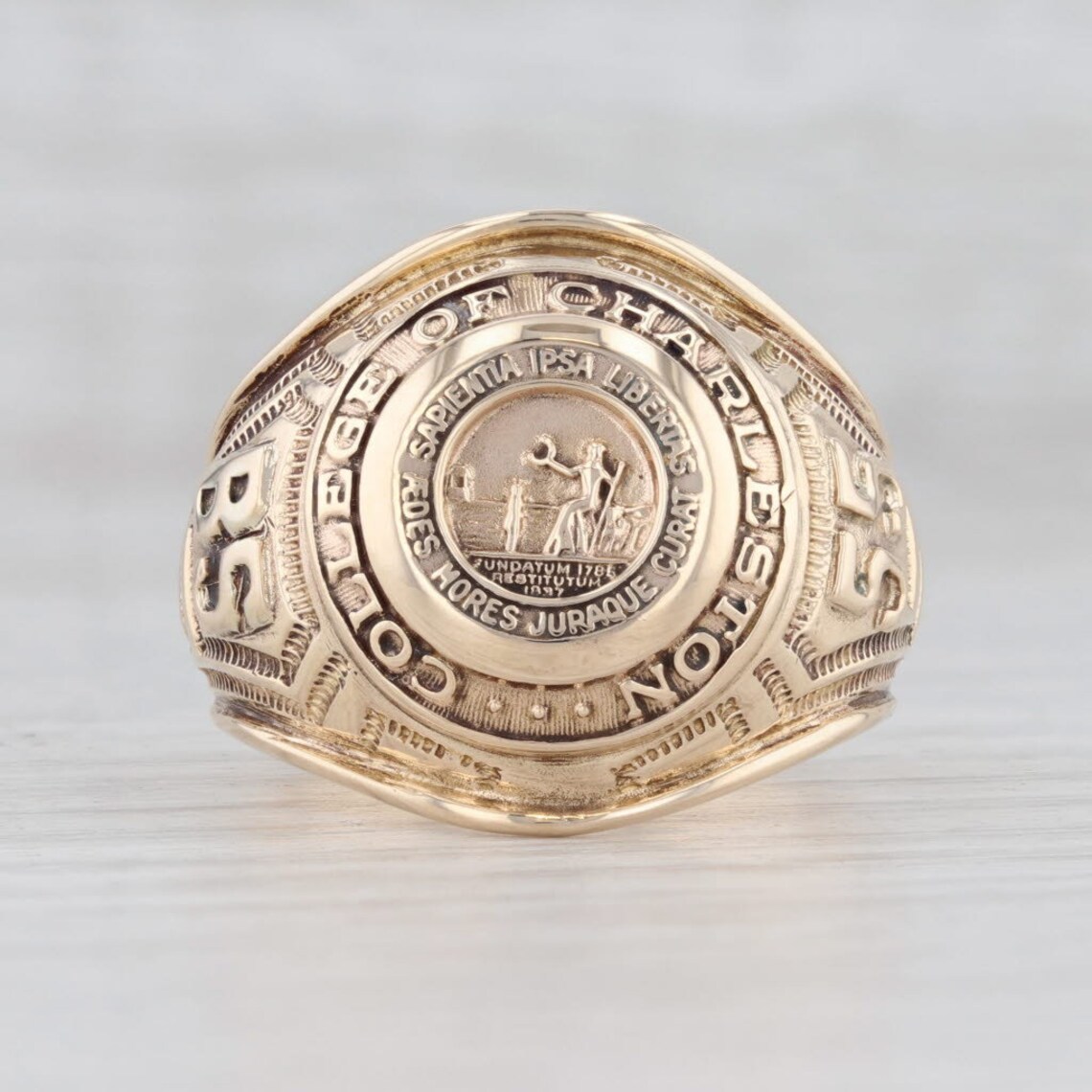 College of Charleston Class Ring 10k Yellow Gold Size 8.75 | Etsy