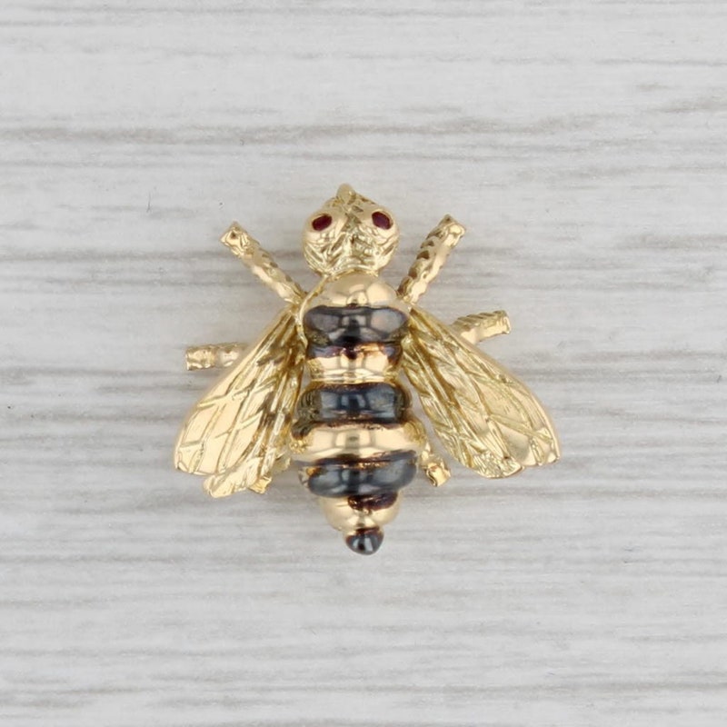 Bee Pin - Etsy