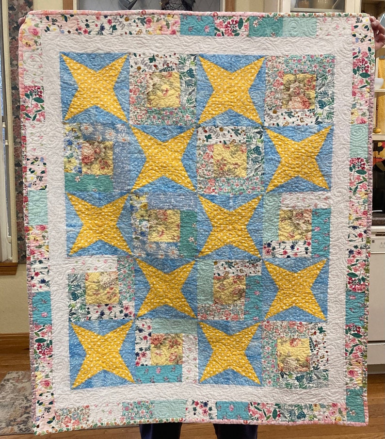 Scrappy Periwinkle Twist Toddler Quilt or Love Seat Quilt - Etsy