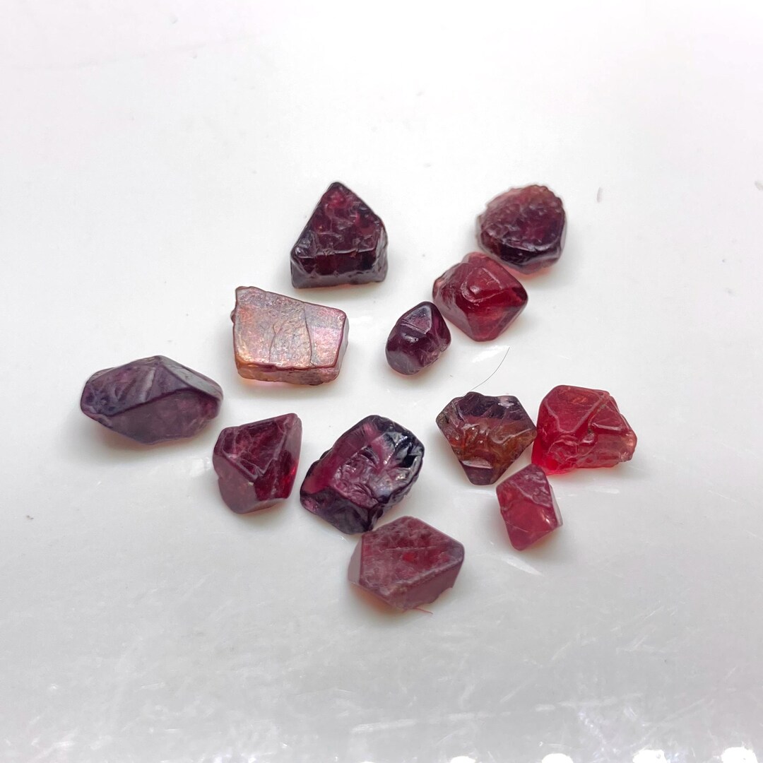Natural Red Spinel Rough/red Spinel Raw Material Facet Grade Rough ...