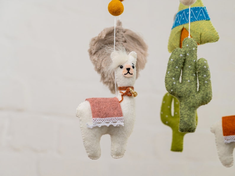 Boho Baby Mobile, Neutral Crib Mobile, Nursery Mobile, Llama Felt ...