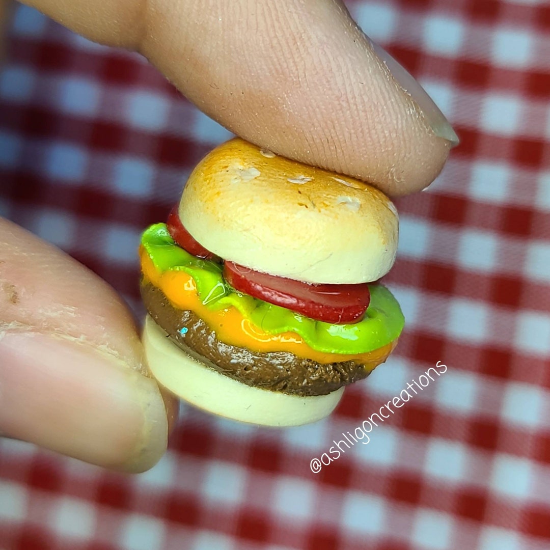 Miniature Cheeseburgers- Dollhouse Scale - Etsy