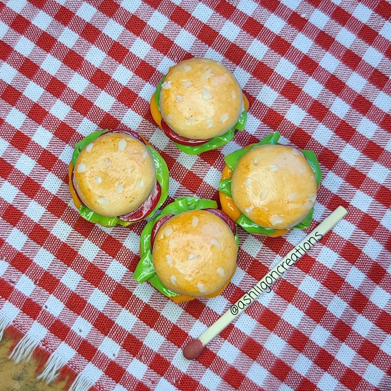 Miniature Cheeseburgers- Dollhouse Scale - Etsy