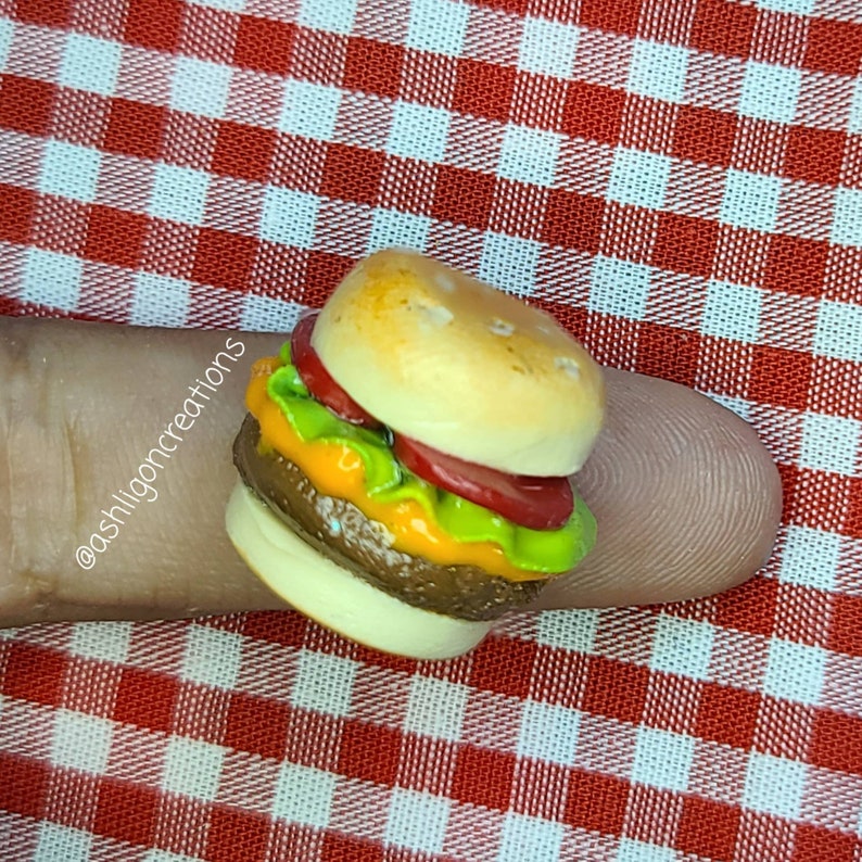Miniature Cheeseburgers- Dollhouse Scale - Etsy