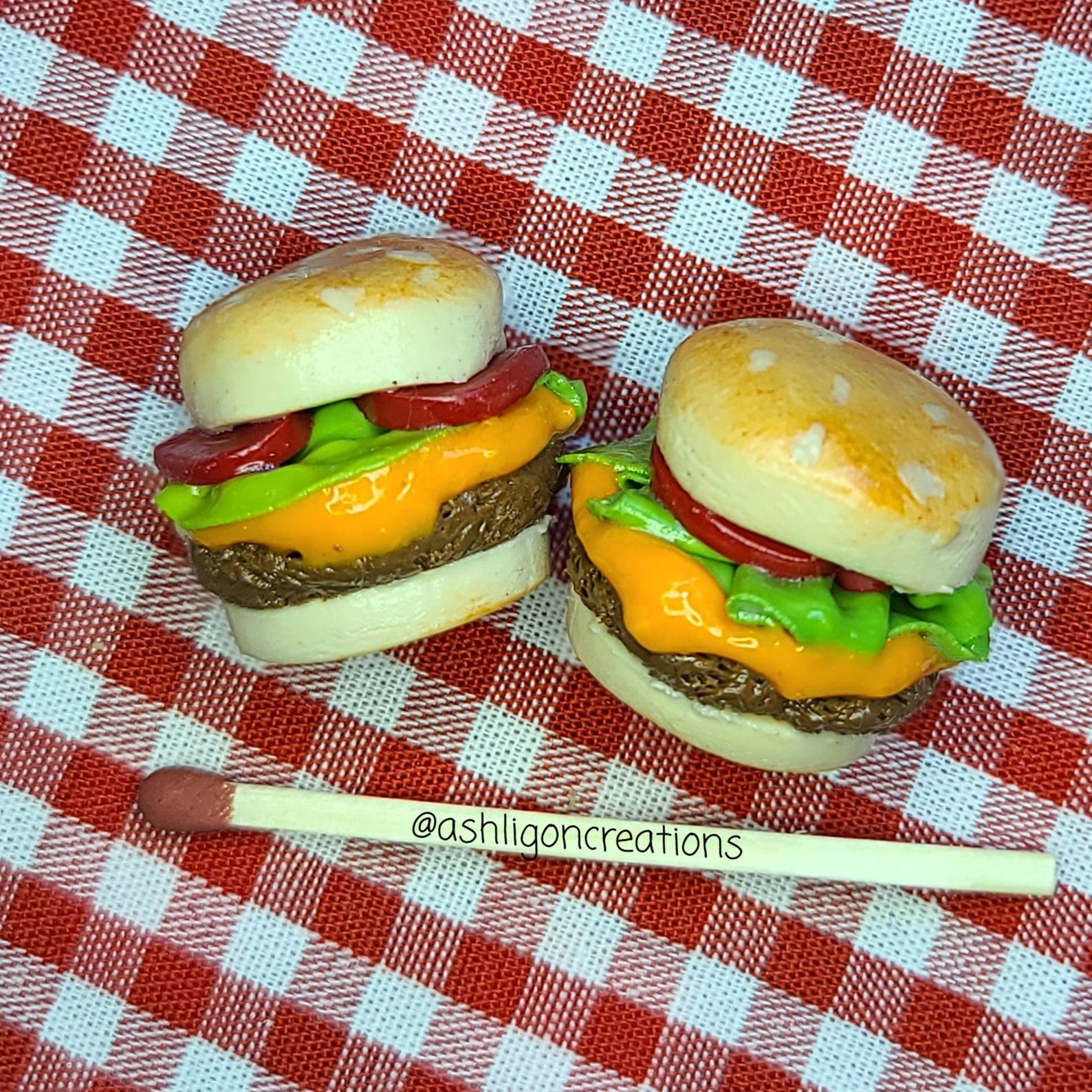 Miniature Cheeseburgers- Dollhouse Scale - Etsy