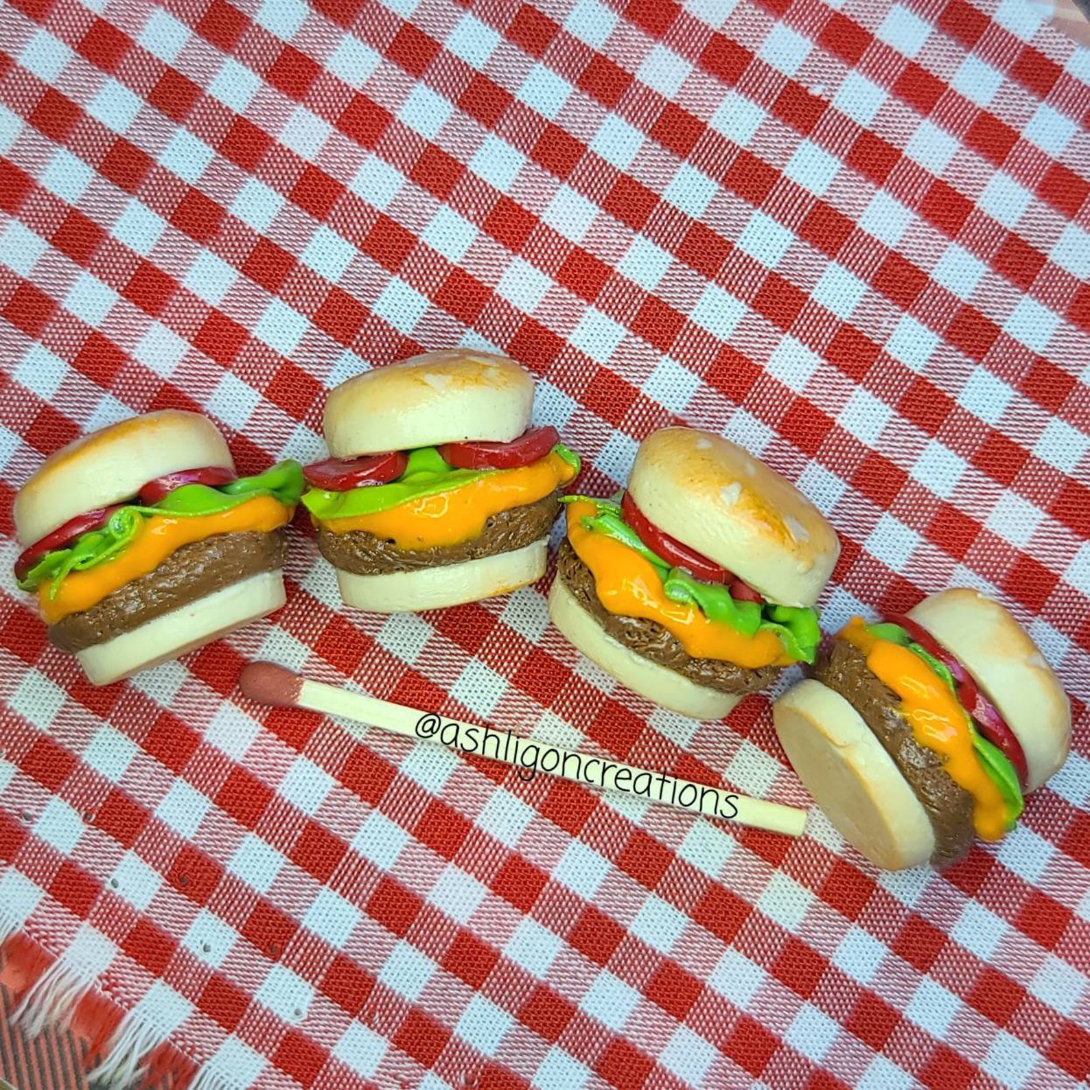 Miniature Cheeseburgers- Dollhouse Scale - Etsy