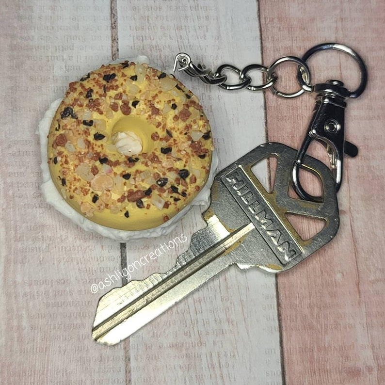 Everything Bagel Keychain - Etsy