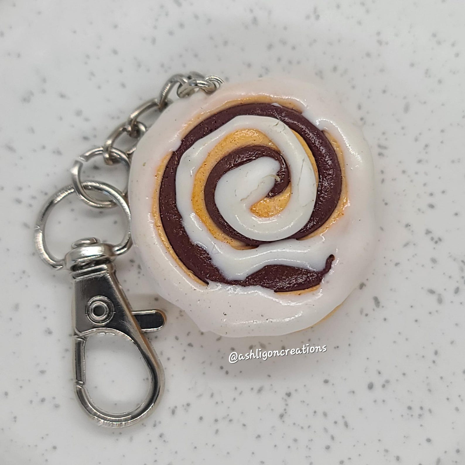 Cinnamon Roll Key Chain - Etsy