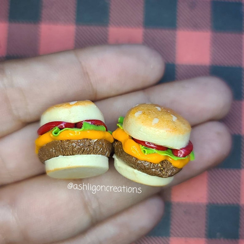 Miniature Cheeseburgers- Dollhouse Scale - Etsy
