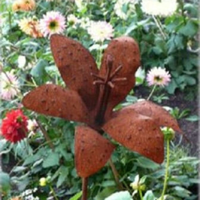 Metal Garden Flowers - Etsy
