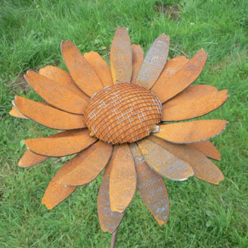 Metal Garden Flowers - Etsy