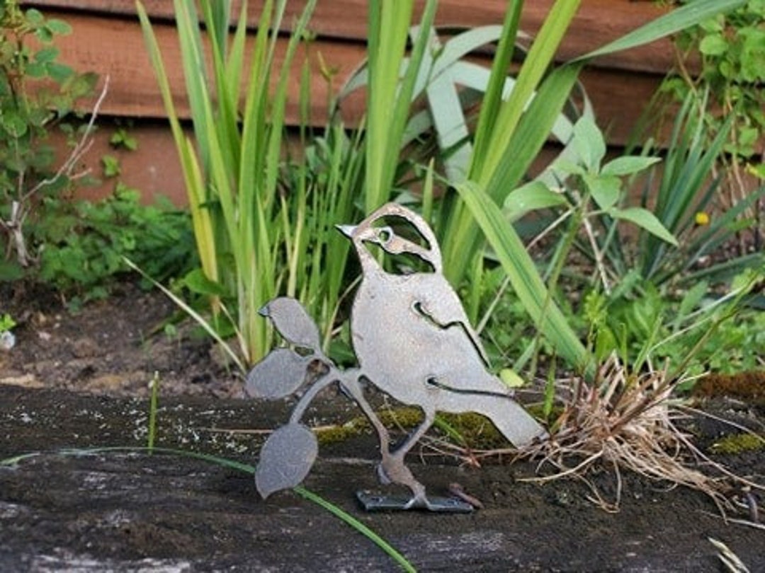 Cut Metal Rusty Black Capped Chickadee Bird Garden Home Yard Lawn Art ...