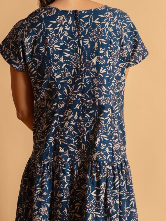 Vintage indigo blue muumuu with Japanese mon embroide… - Gem