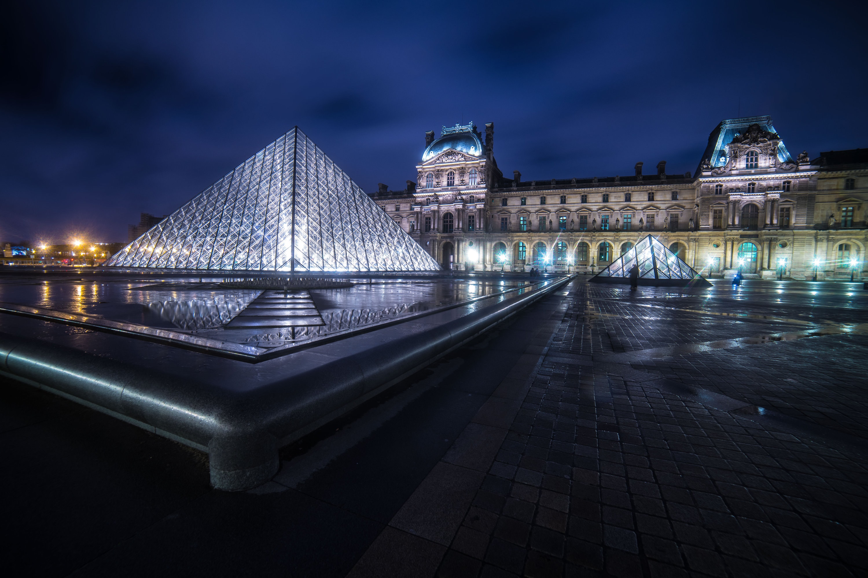 The Louvre Art Museum Pyramid Paris France Canvas Photography Metal ...