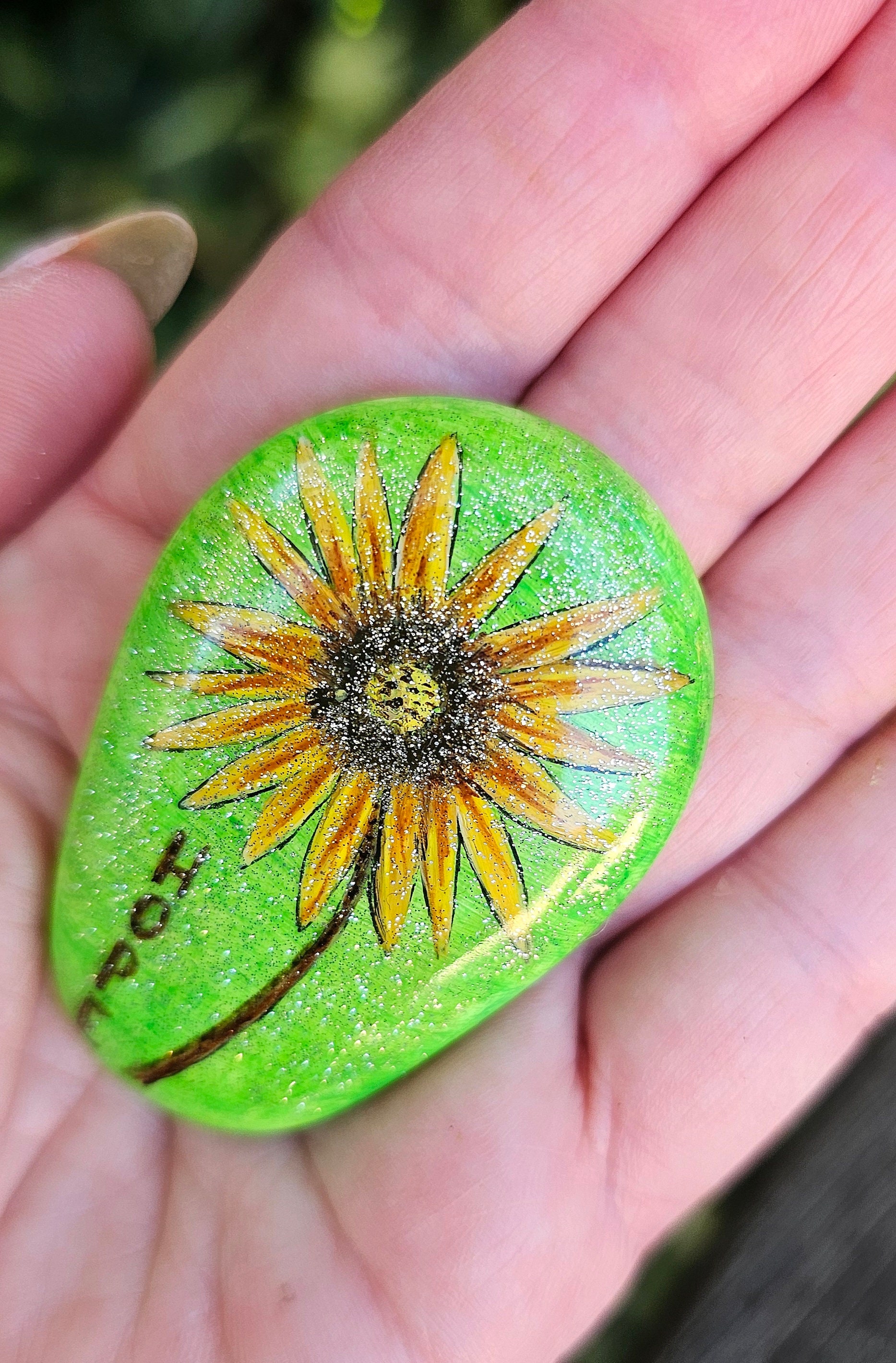 Flower Rocks Painted, Floral Designs, Pretty Plus Sparkles Hope Rock - Etsy