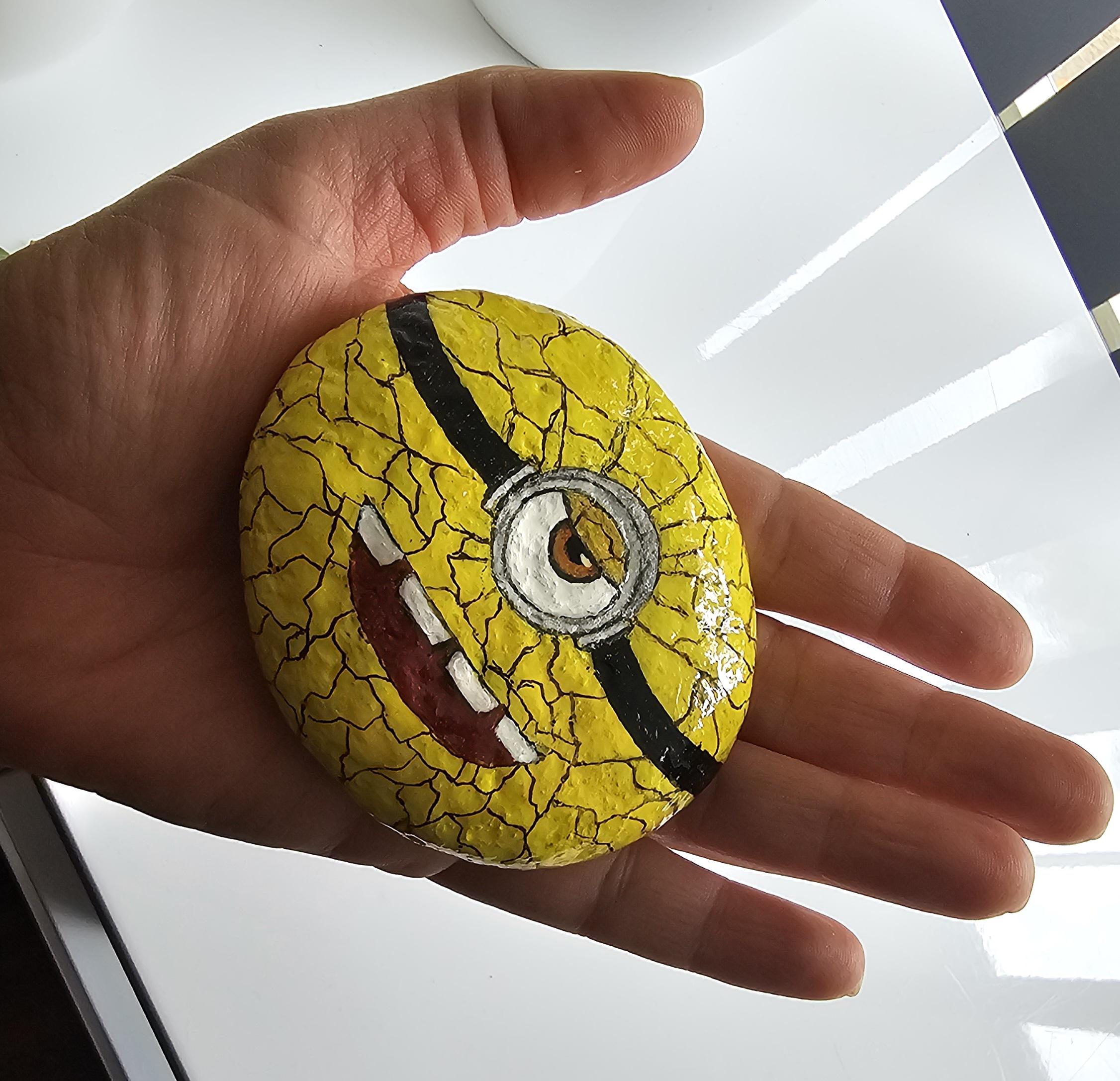Minions Rock Art, Acrylics Mega Minion, Gift Boxed, Cute Collectables ...