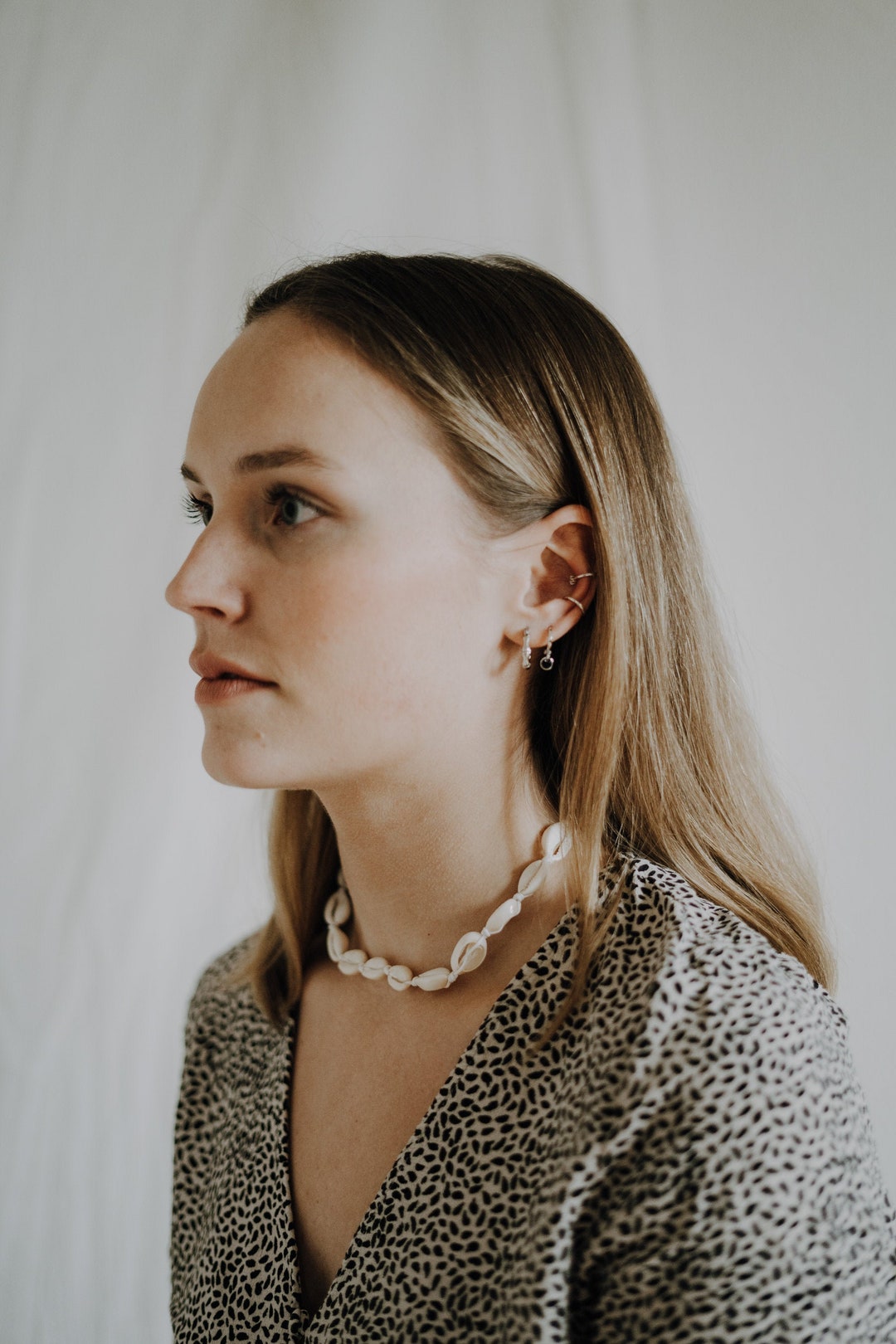 Shell Choker, Black, White, Necklace Shells, Tight Necklace With Shells ...